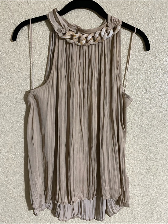 Rachel Zoe | Tops | Rachel Zoe Beige Sleeveless Top With Plastic Chain ...